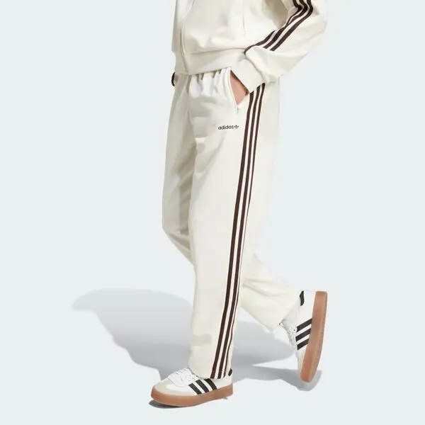 80's adidas 白金 トラックパンツ Adidas 80s Premium Embossed 3-Stripes Track Pants In Off White